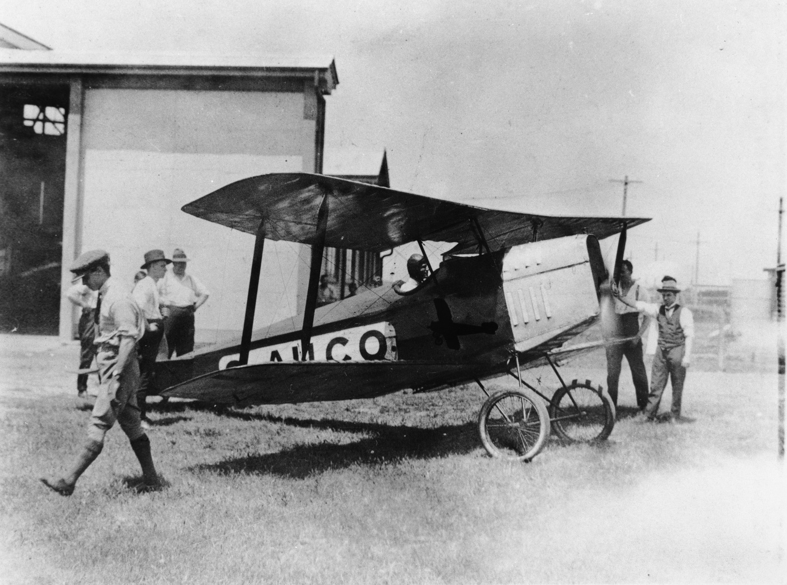 Down from the clouds: Early aviation in Queensland prior to World War ...