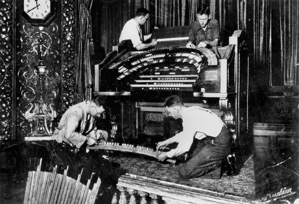Opening of the Regent Theatre, Brisbane (1929) | State Library Of ...