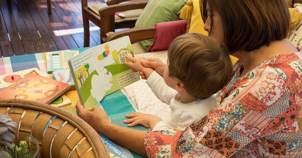 Young children and animals | First 5 Forever | State Library Of Queensland