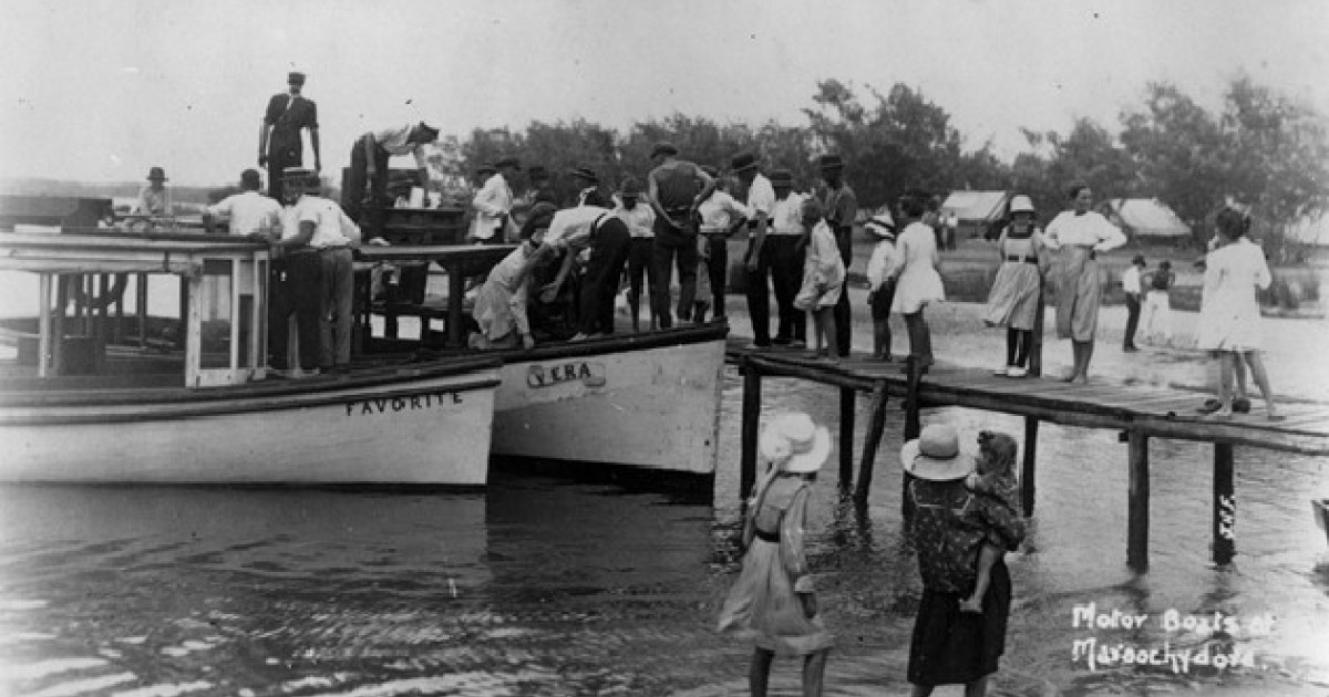 “Five fe-eee-eet and we are over and safe”: Cargo Ships and River Boats ...